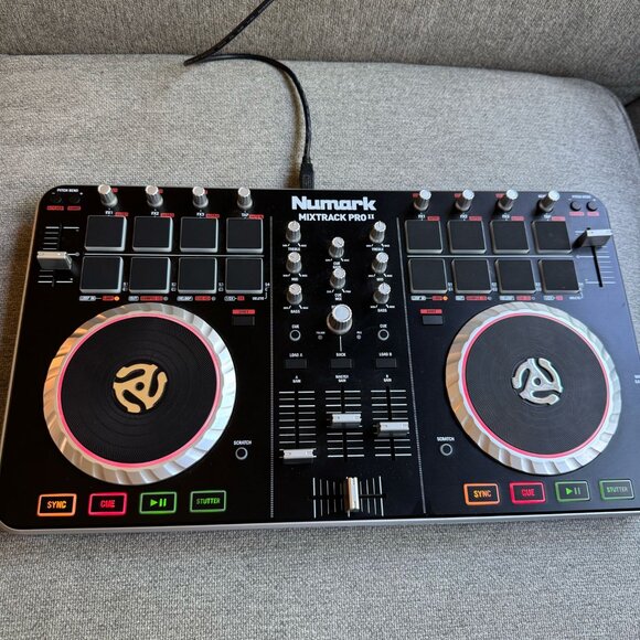 Numark Mixtrack | Portable Audio & Video | Numark Mixtrack Pro Ii Usb ...